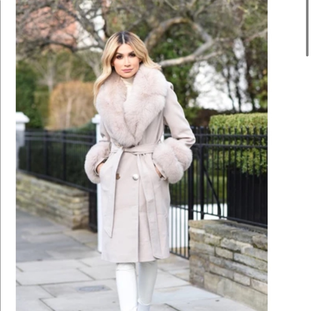 Popski London Cashmere Coat With Fur Accents - Gem
